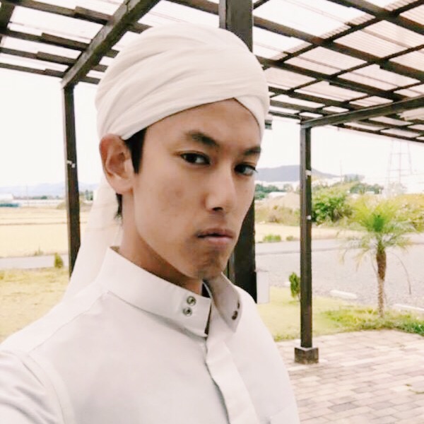 YUSUF MUHAMMAD | Japan – The New Muslim Co.